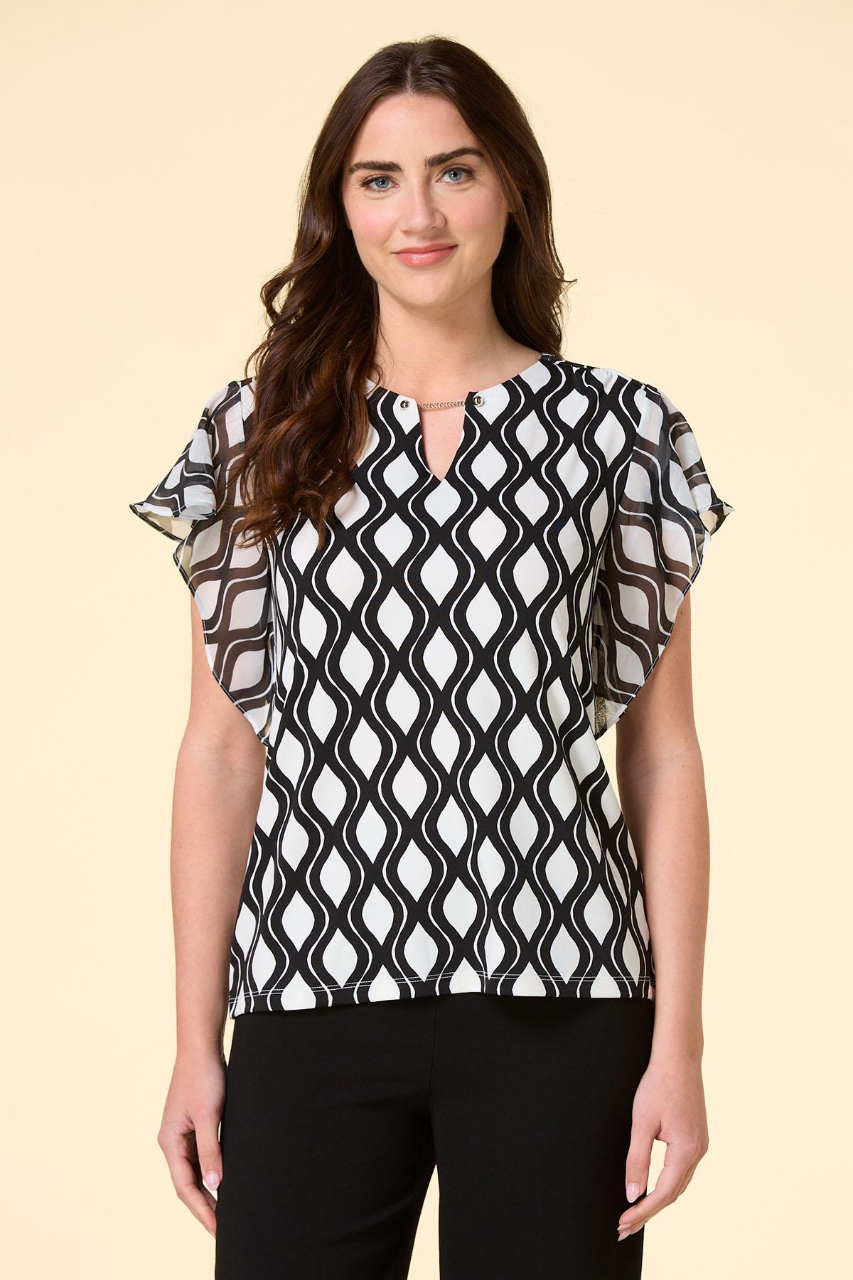 Versona | get into shape printed top
